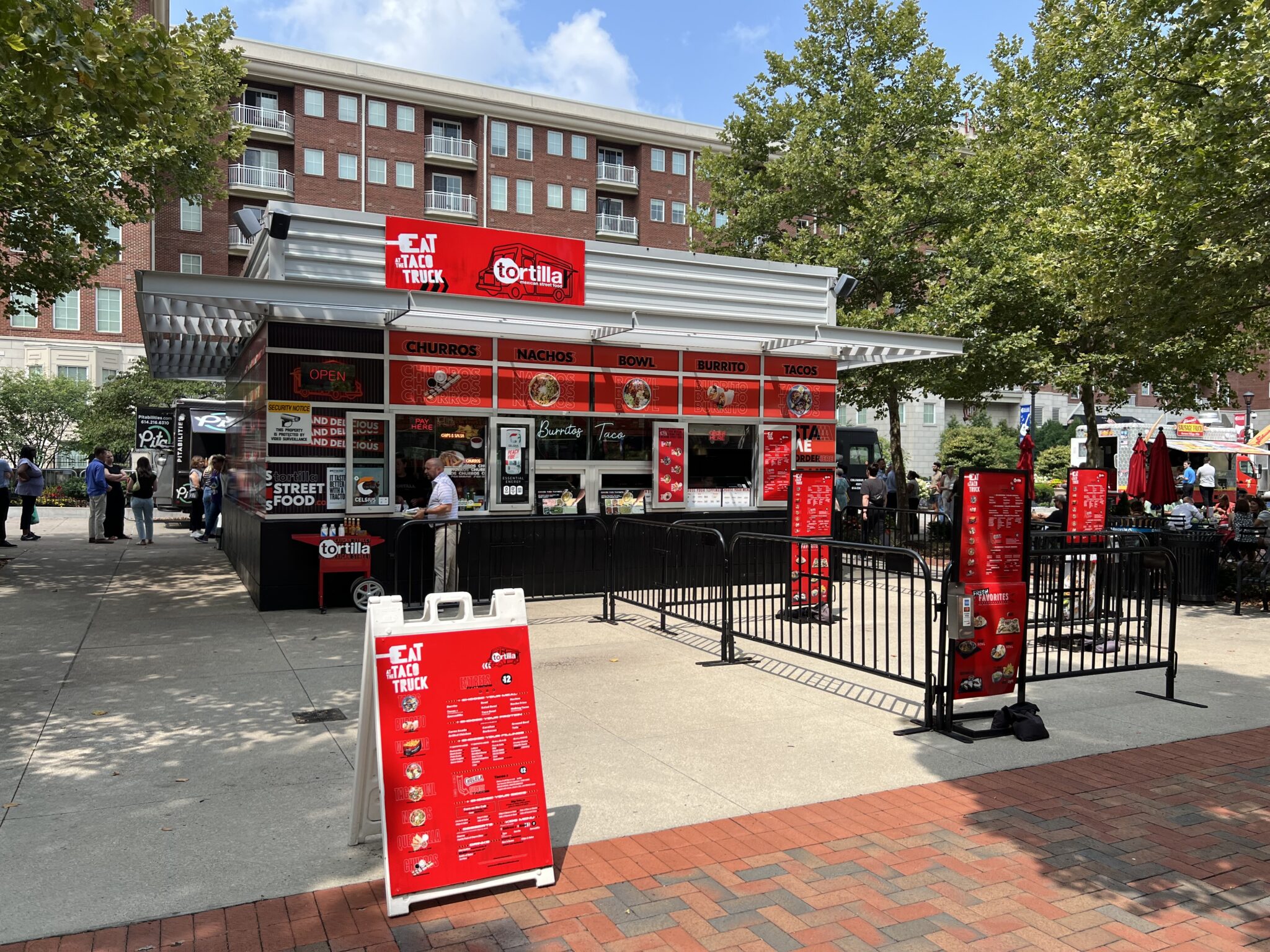 Hank's Low Country Seafood & Raw Bar - Downtown Columbus