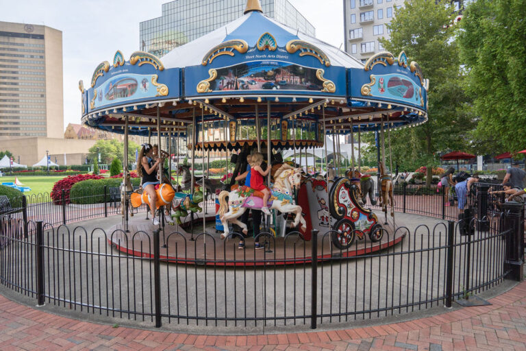 Columbus Commons - Downtown Columbus